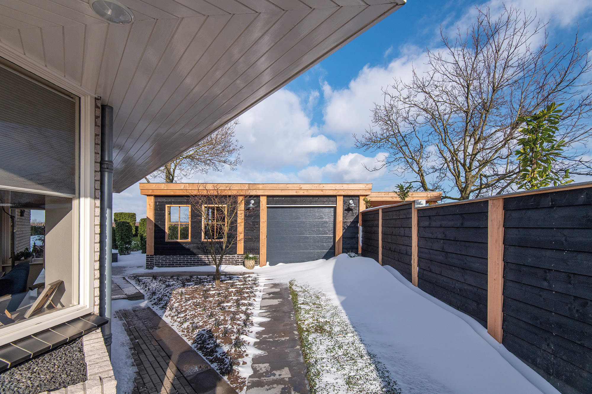 Overkapping met garage Ochten - Van Viegen